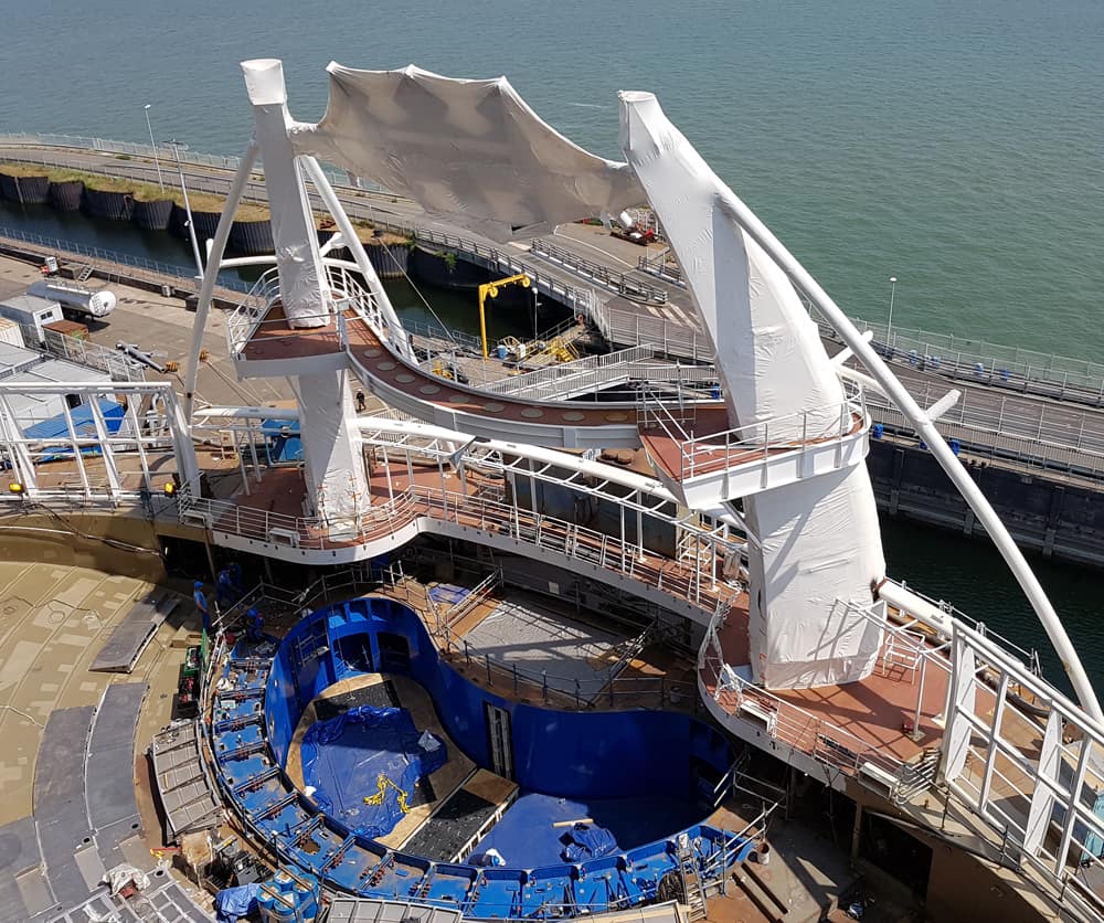 Royal Caribbean Oasis Class | Unveiling Luxury Cruising | Handling.com