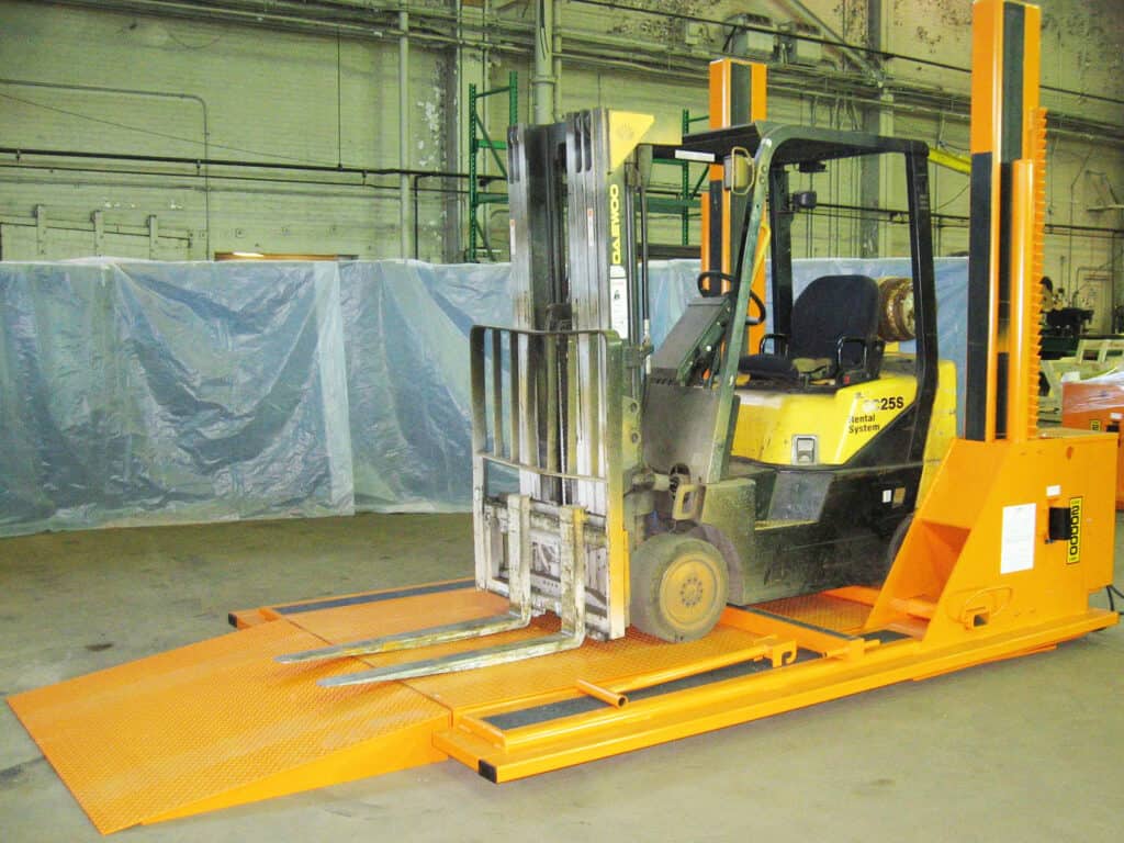 Fork Truck Service Lift: Features, Benefits, and Maintenance