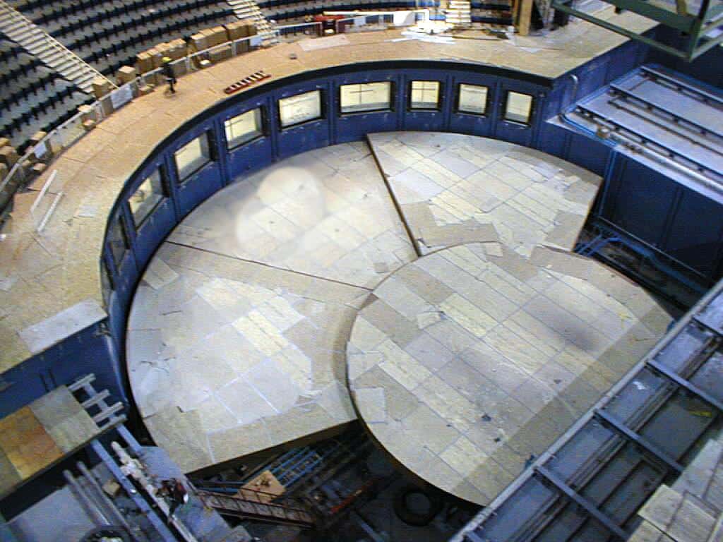 Underwater Stage Lifts for Cirque du Soleil’s O Show