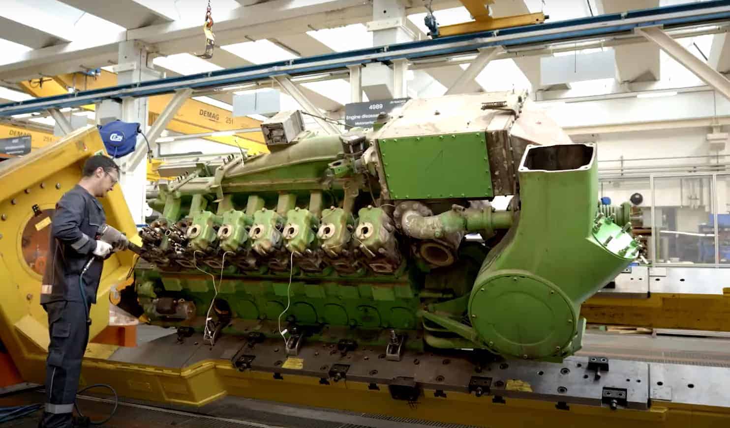 Benefits of Using Automated Guided Vehicles in Manufacturing - Handling